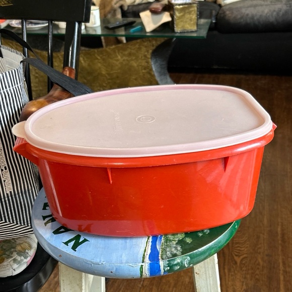 Tupperware | Kitchen | Vintage Tupperware In Paprika Holds Roasts Ham ...